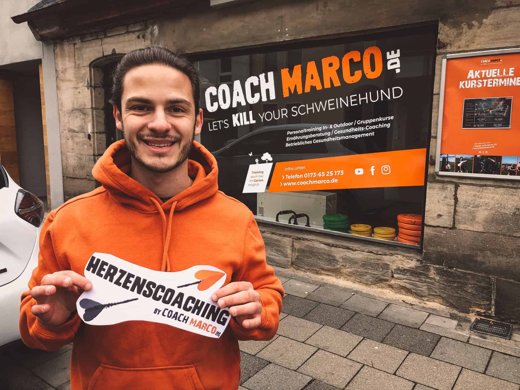 Die 7 besten YouTuber, mit denen du dich zuhause fit halten kannst